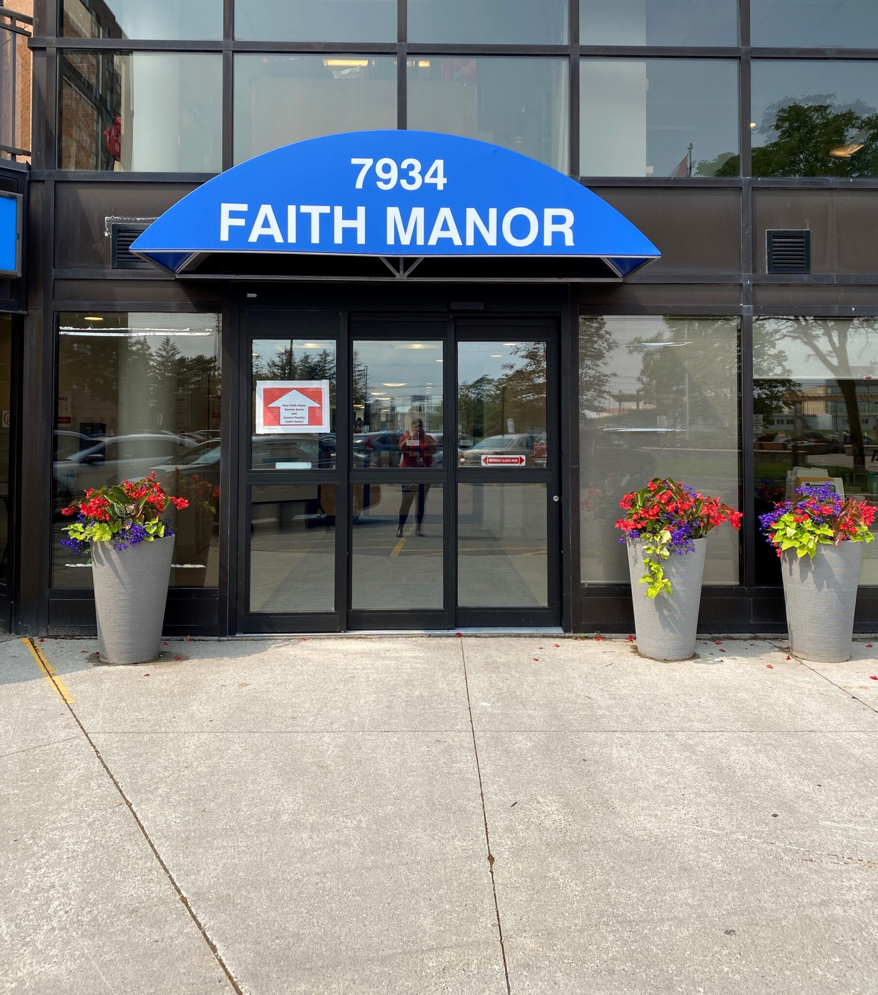 Faith and Grace Manor Galleries - Holland Christian Homes